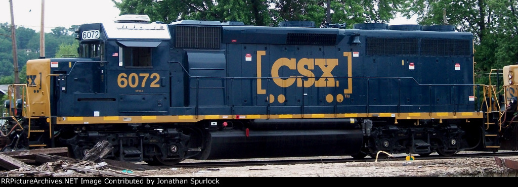 CSX 6072, conductor's side